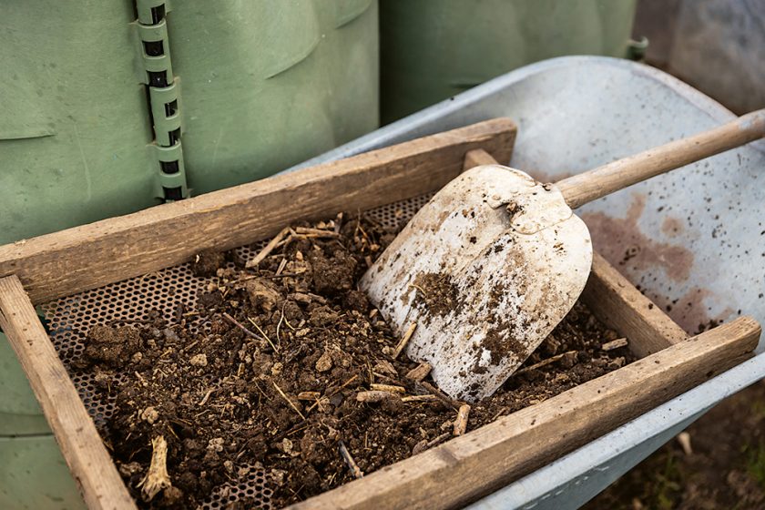 Ako pripraviť kompost na nové záhony | Urob si sám
