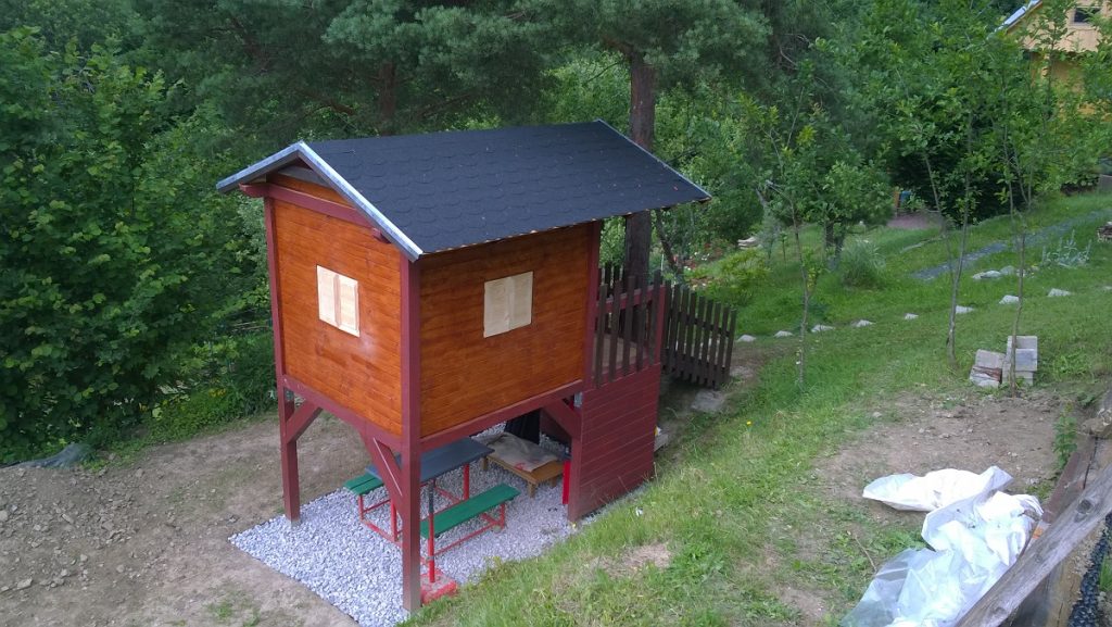 Majster roka 2023: Detský domček na vyvýšenej platforme s terasou ...