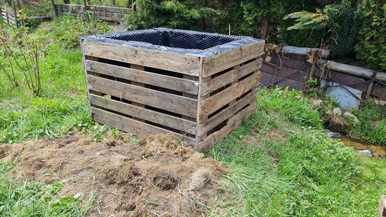 Nekupujte drahý kompostér! Takto si ho dokážete lacno a rýchlo vyrobiť ...