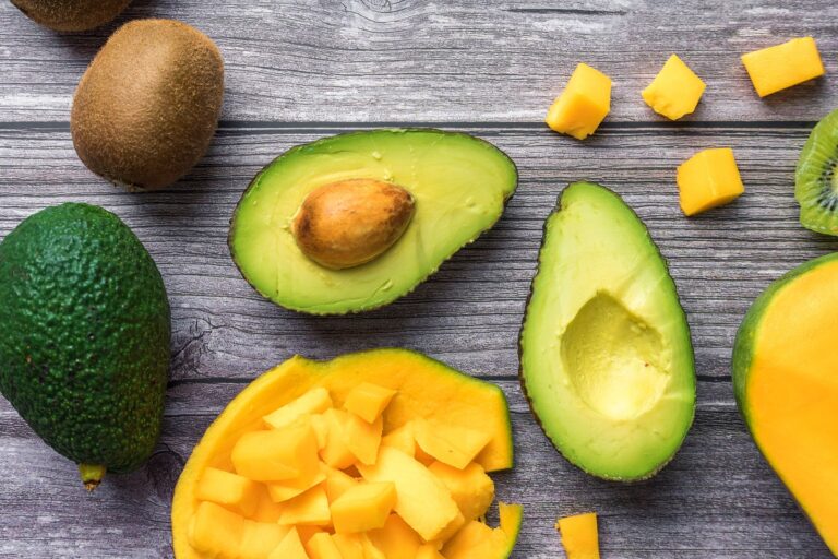 Ako spoznať zrelé mango, avokádo a ananás?
